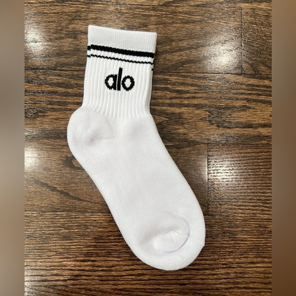 ALO Yoga | Accessories | Alo Throwback Socks Pair Brand New | Poshmark
